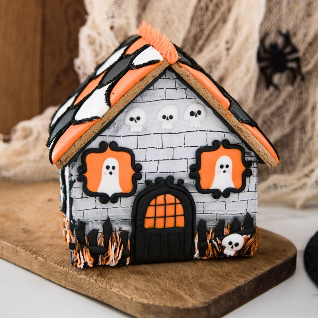 15 Gingerbread House Ideas That'll Make Your Christmas Extra Sweet ...