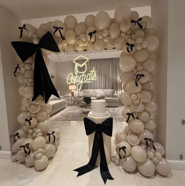 Graduation Party Ideas That Feel Like Actual Celebrations (Not Awkward ...